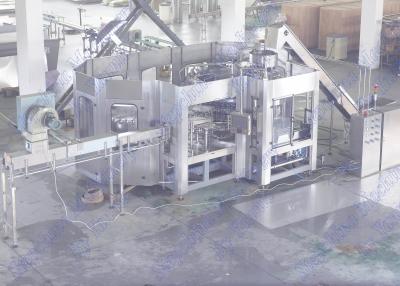 Cina SUS304 12000BPH ha carbonatato la pressione dell'isobaro della macchina di rifornimento delle bevande in vendita