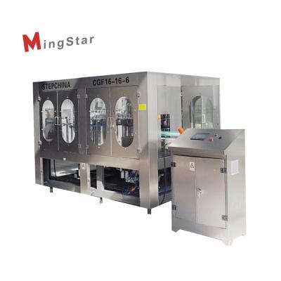 Cina Macchina di rifornimento dell'olio da cucina del girasole dell'acciaio inossidabile SUS304 per la bottiglia di plastica in vendita