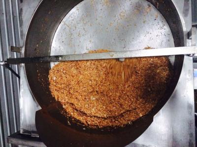 China Cebolla frita escama deshidratada, amarilla clara sin el pigmento en venta