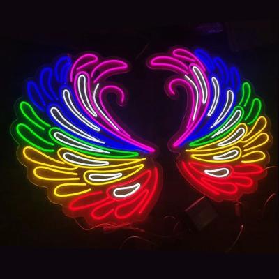 Cina Lettere di segnale al neon personalizzate per esterni montate a parete con tensione di ingresso e materiali da 100-240V in vendita