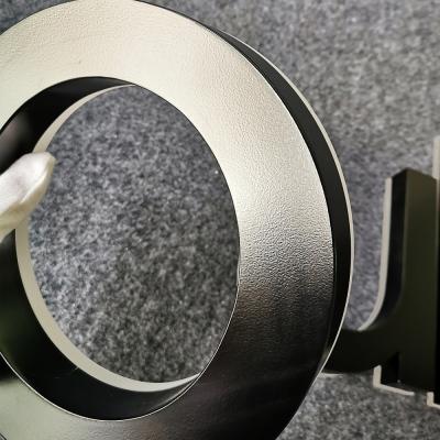 Cina Segnale 3D in acciaio inossidabile con lettere murali a luce LED in metallo personalizzato in vendita