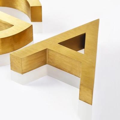 Cina Segnaletica esteriore essenziale taglia personalizzata segnali luminosi in metallo con lettera canale 3D in vendita