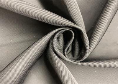 Cina Memoria dell'imitazione della saia del materiale 64% P 36% C 3/1 del tessuto della giacca a vento del piumino in vendita