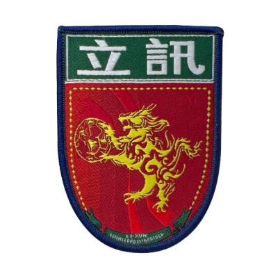 China O fio chinês feito sob encomenda do elemento tecido remenda o derretimento quente com beira de Merrow à venda