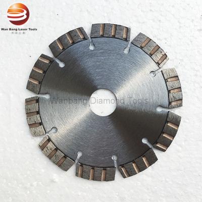 Cina Il laser ISO9001 ha saldato Diamond Saw Blades 125mm con i segmenti di Turbo in vendita