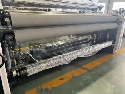 China Hoge hoge snelheid - dichtheidswater Jet Weaving Textile Loom met Nok die voor Polyesterstof afwerpen. Te koop