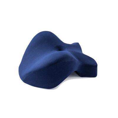 Chine Coussin de siège en mousse de mémoire en polyester 100% tissé pour soulager les douleurs lombaires à l'hôtel à vendre
