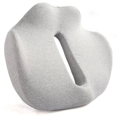 Chine Coussin de siège en mousse de mémoire tricotée en forme de U pour soulager la pression de la hanche et le fond antidérapant à vendre