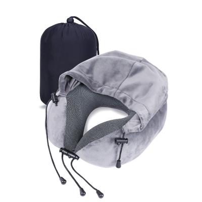 Κίνα Εύκολη τσάντα αποθήκευσης Hoodie U σχήμα Memory Foam Neck Pillow για αεροπορικά ταξίδια προς πώληση