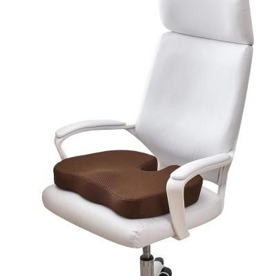 Chine Coussin de siège respirant universel pour soulager la sciatique avec design ergonomique Coccyx à vendre
