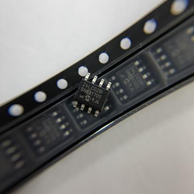 Китай Автомобильный обломок EEPROM Serial-I2C 3.3V/5V 24LC02B-I/SN 2K-Bit 256 x 8 IC памяти продается