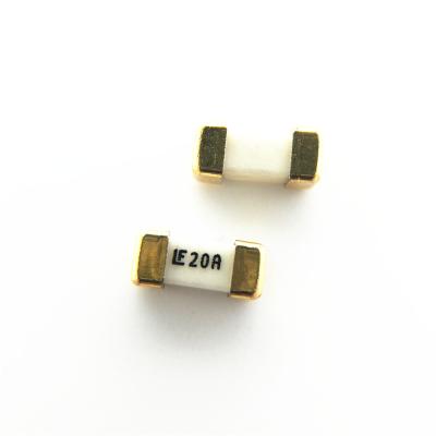 Chine La protection de circuit de mise en réseau fond le fusible réglable 0451010.MRL de 10A 20A à vendre