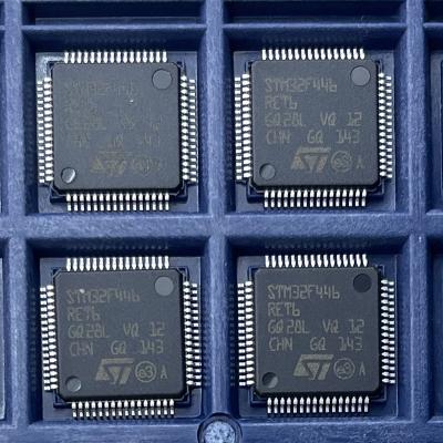 중국 STM32F MCU 16Mhz 플래시 32 핀 LQFP64 마이크로컨트롤러와 내장 프로세서 STM32F446RET6 판매용