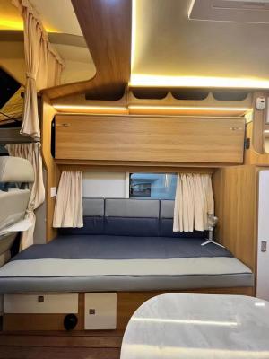 Κίνα 5995x2350x2950mm RV Καραβάνι Βαν OE OEM Υπηρεσία γυμνό με κερί από το πλοίο Roro προς πώληση