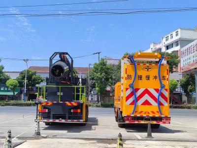 Κίνα Οχήμα καταστολής της σκόνης Dongfeng Φορτηγό ψεκασμού απολυμαντικού με χειροκίνητη μετάδοση προς πώληση