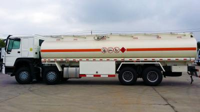 Κίνα Φορτηγό 8x4 28000L πετρελαιοφόρων Howo Sinotruk προς πώληση