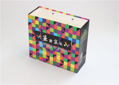 Cina Borse amichevoli eco- del regalo della carta di acquisto con stampa su misura logo in vendita