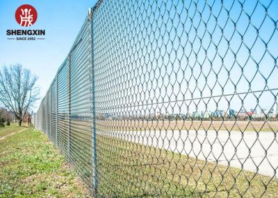 Cina Collegamento a catena di plastica di verde del giardino del campo da giuoco di sport che recinta livello di Diamond Wire Mesh 3m in vendita