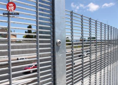 Cina Salita 2700mm resistenti posta di Powder Coated Square di 358 barriere di sicurezza in vendita