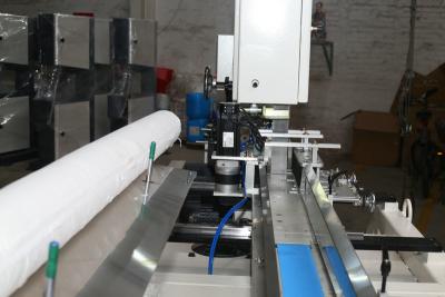Cina Macchina di taglio a rotoli di carta igienica completamente automatica ad alta efficienza per fabbriche in vendita