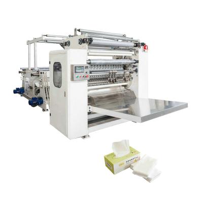 China Het trekken van het In reliëf maken Servomotor Gezichtspapieren zakdoekje die Machine maken die Cilinders scheuren Te koop