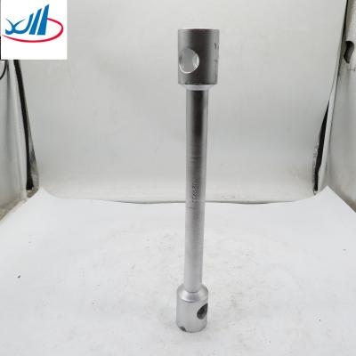 Cina Tool 32x33 Tire Torque Wrench For Repairing Trucks in vendita