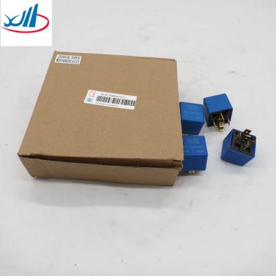 Cina Top Quality truck spare parts Conversion relay WG9716582301+013 24V 30A JD2911D WG9716582301+013/2 in vendita