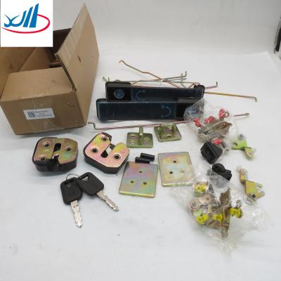 中国 SHAANXI SHACMAN F2000 F3000 DOOR LOCK BLOCK 81626806095 販売のため