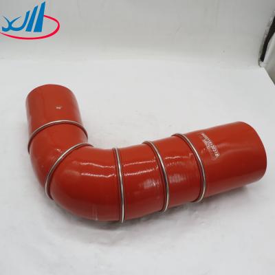 Cina Jinan Sinotruk howo truck trailer parts intercooler rubber hose WG9731530044 in vendita