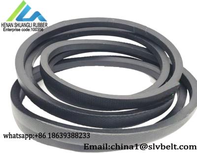 Cina Tipo E Cinghie trapezoidali in gomma Larghezza superiore 38 mm Profondità 25 mm Lunghezza 110'' - 630'' in vendita