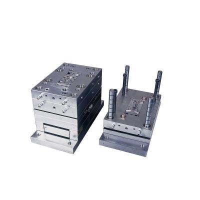 China Moldeo por inyección plástico modificado para requisitos particulares del dibujo 2D/3D que equipa la certificación ISO9001 en venta