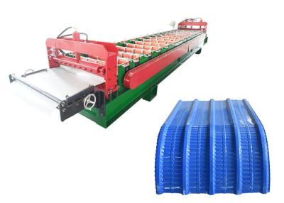 China Crimping Metal Sheet Roof Roll Forming Machine , Metal Roof Making Machine Width 840mm for sale