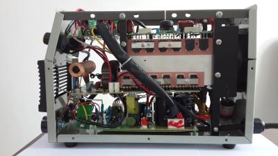 Chine Machine de soudure économiseuse d'énergie d'inverseur, soudeuse de Muttahida Majlis-e-Amal du CHAT 50Hz à vendre