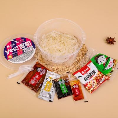 China Fideos de vermicelli instantáneos con sabor agridulce de Chongqing con cacahuetes, fideos de boniato chinos deliciosos en venta