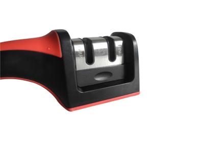 Κίνα Sharpener μαχαιριών οικιακών λαβών με τη χονδροειδή και λεπτή λείανση για το μαχαίρι φρούτων προς πώληση