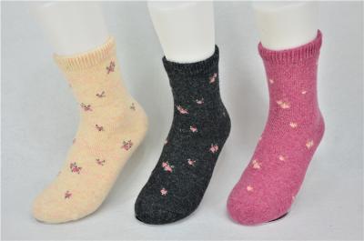 Cina Calzini del cotone riciclati porpora persistente elastica con la fibra bianca lunga di lucentezza in vendita