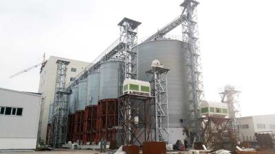 China el acero de Silo del almacenamiento del grano de 100T 1000T modificó el color para requisitos particulares, silos del almacenamiento del trigo en venta