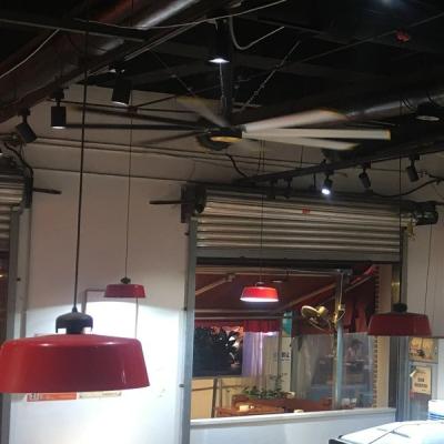 중국 2.4m 8FT 브러시리스 전기 HVLS 천장 팬 판매용