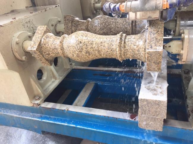 CNC Two Pcs Baluster Cutting Machine operation view