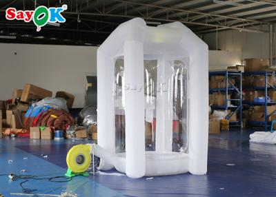 China cabina inflable blanca de la máquina del dinero de los productos inflables de encargo del 1.5*1.5*2.5m para el negocio en venta