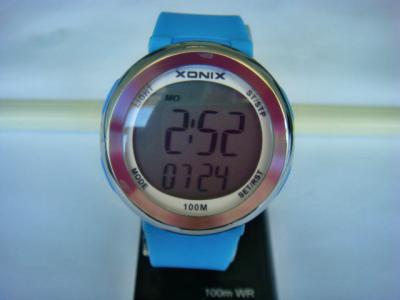 Cina Orologio elettronico LCD sportivo rotondo di Digital del quarzo per unisex in vendita