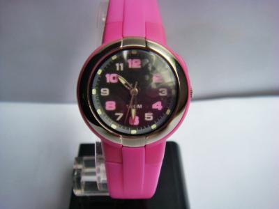 Cina Orologio analogico dei ragazzi di plastica della luce di EL per il movimento dei bambini Y121E1 Giappone in vendita