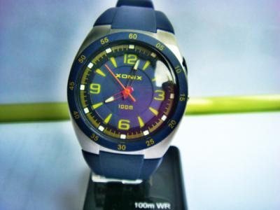 Cina Orologio del quarzo analogico degli uomini sportivi rotondi di polsino dell'unità di elaborazione con la luce di EL in vendita