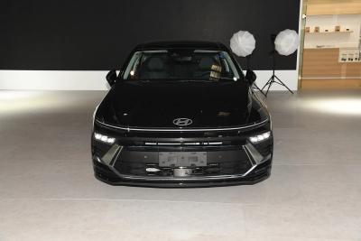 Κίνα 2023 Hyundai Sonata Ακαθαρή Βενζινοκίνητο αυτοκίνητο με πλάτος 1875 mm και ύψος 1500 mm προς πώληση