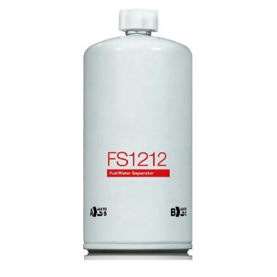 Cina Filtro Hydwell per carburante diesel Separatore d'acqua 3315843 Filtro Fs1212 OE NO. P558000 93*93*193 in vendita