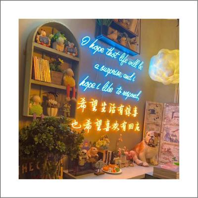 Cina Insegne al neon su ordinazione acriliche al neon delle lettere AC110V LED di nozze di Antivari in vendita