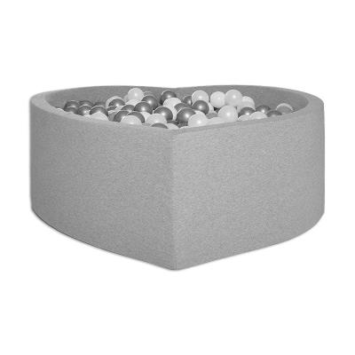 Cina High Density Memory Foam Play Set With Ball Pit Heart Shaped in vendita