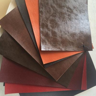 Cina Volte resistenti riciclate del pieno fiore della mucca del cuoio dell'abrasione reale del tessuto più di 50000 in vendita