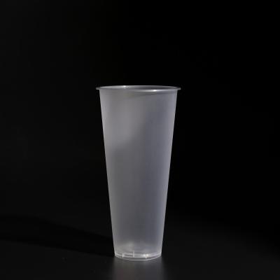 中国 パーソナライズ可能な600ml 透明なプラスチック 使い捨てカップ 丸いPPボバ茶カップ 販売のため