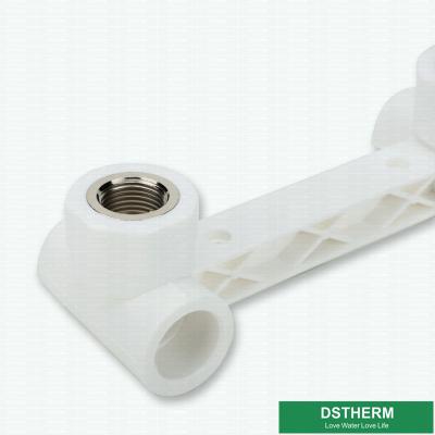 Cina Gli accessori per tubi di plastica di superficie regolari uguagliano per modellare il collegamento di saldatura infilato femminile del T in vendita